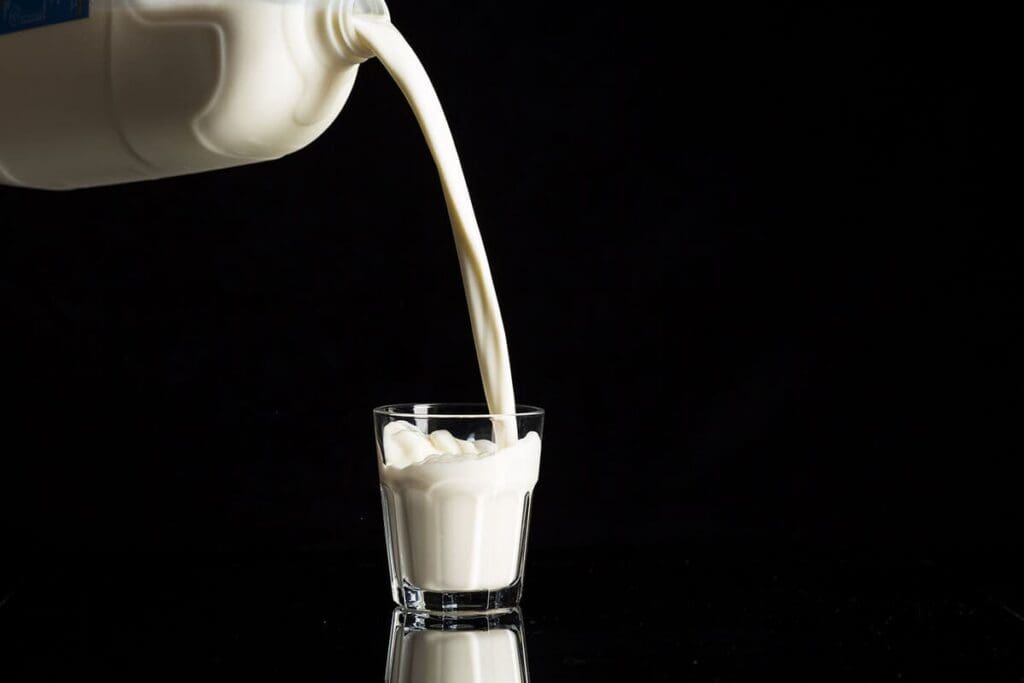Barista Milk vs Normal Milk: What's the Difference?
