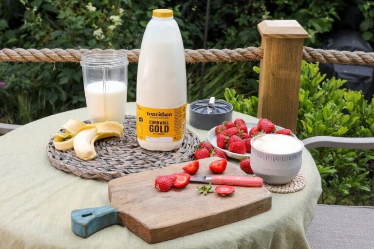 Cornwall Gold Top Milk - Premium Jersey Cow Milk | Trewithen Dairy